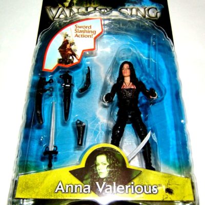 Anna Valerious “w/Sword Slashing Action”! (Van Helsing Monster Slayer ...