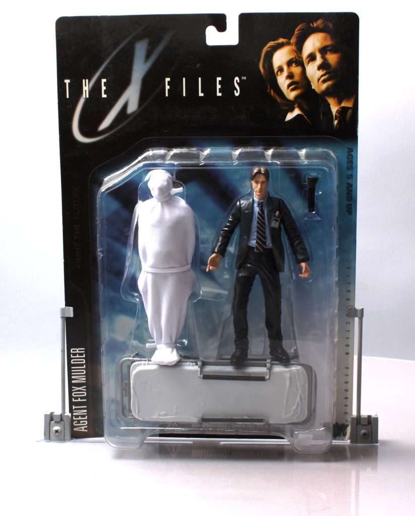 Agent Fox Mulder “Gray Suit w/Corpse wrapped in gurney”! (The X Files ...
