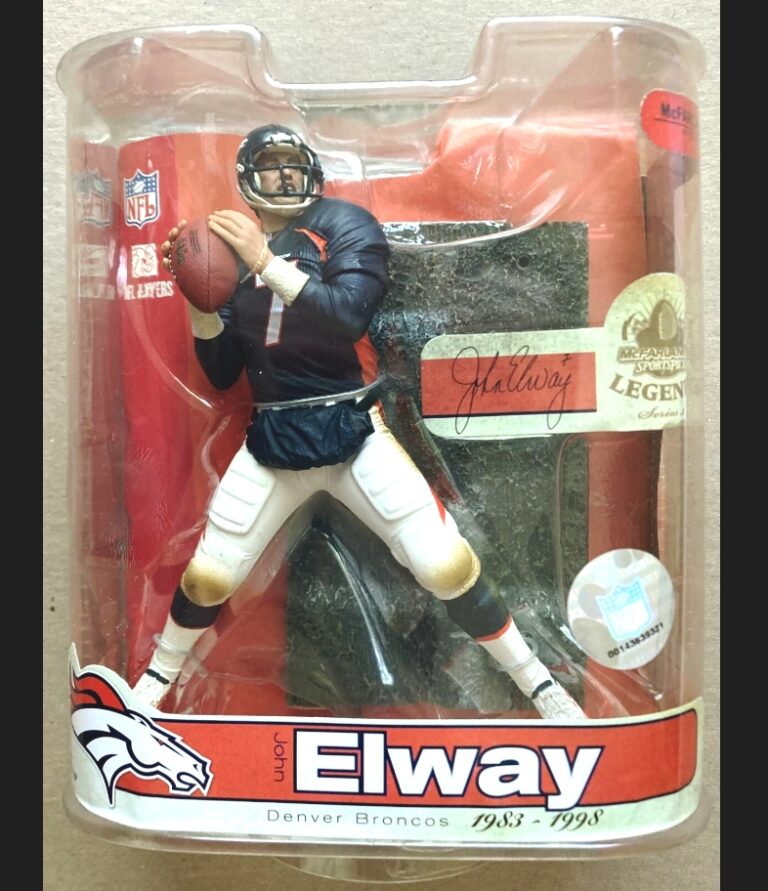 2007 McFarlane NFL Legends John Elway ("Denver Broncos") S-3