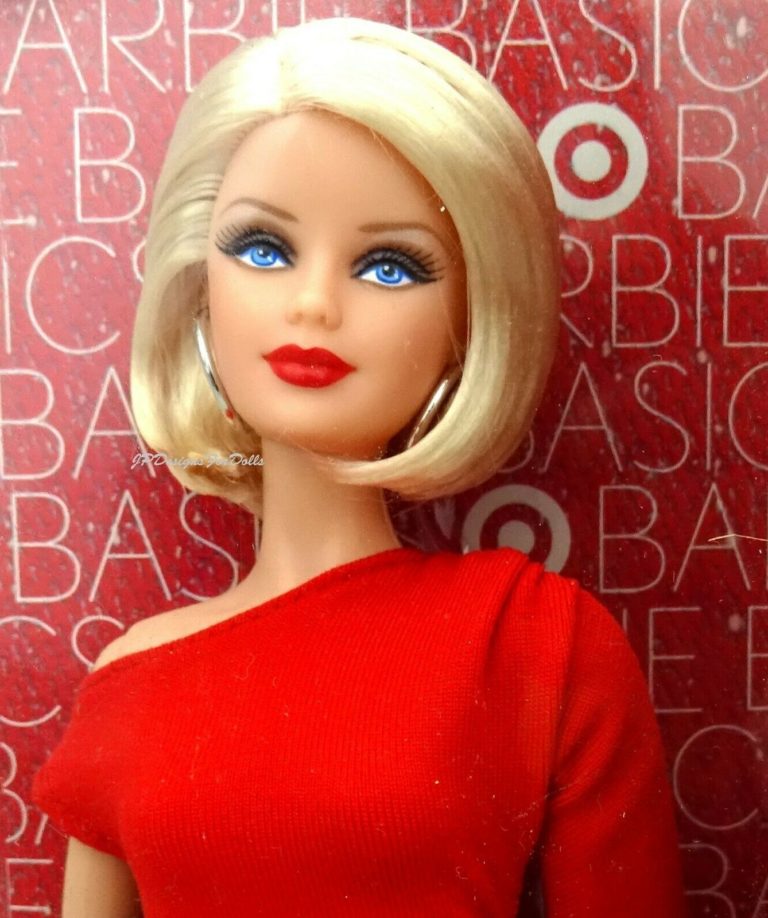 2011 Barbie Basics-Short Blonde Asymmetric Bob-Target Exclusive