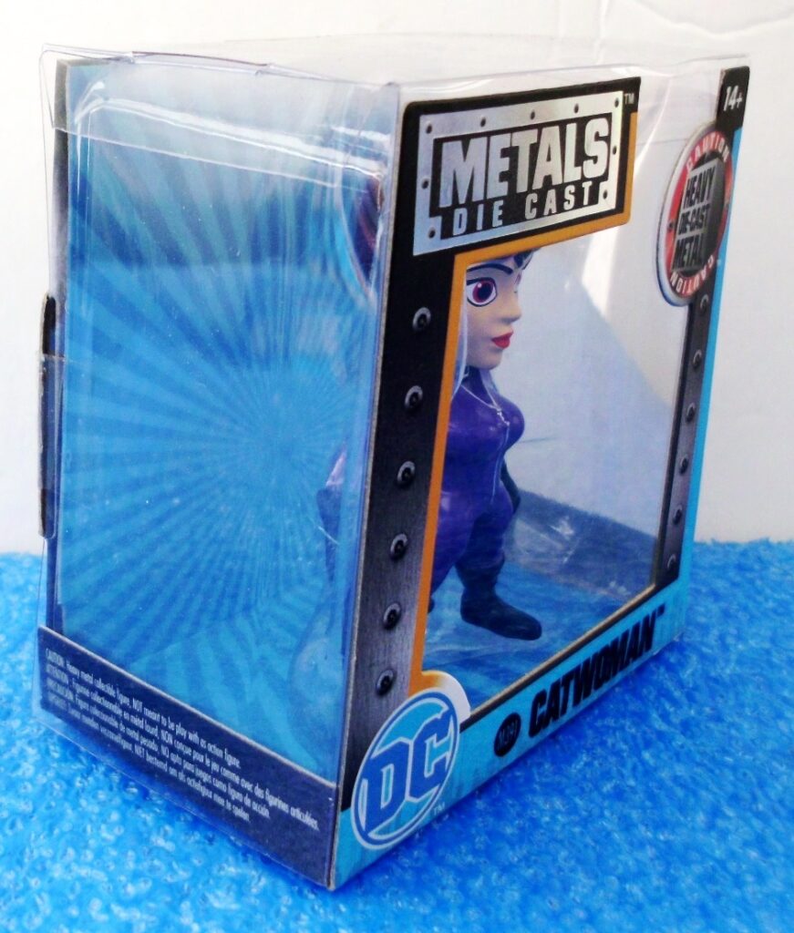 Catwoman (M391) “DC Metals Die Cast 2.5" Scale Collectors Action Figure ...