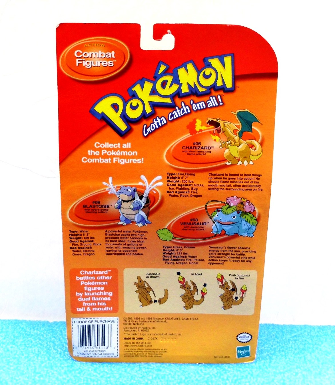 2000 Pokemon #06 Charizard Combat Figures (Aged Packaging-Taped)