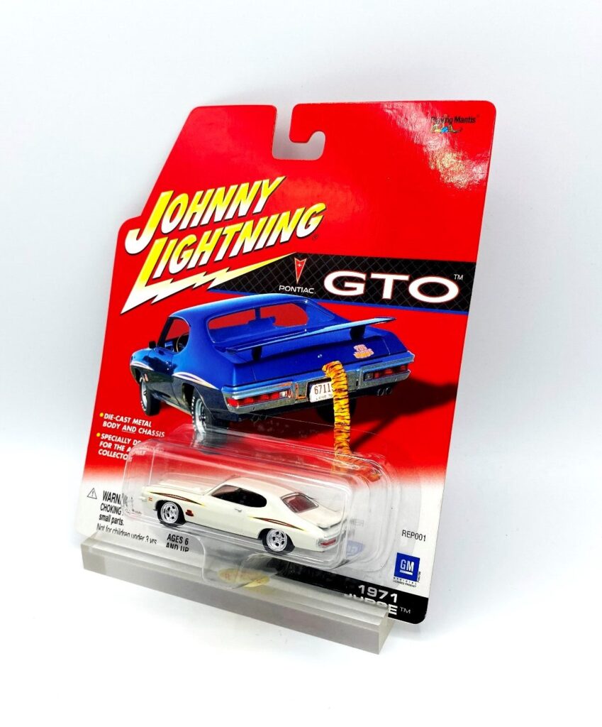 JL Pontiac GTO Series 1971 Judge GTO (Cream White w/The Judge Tampos ...