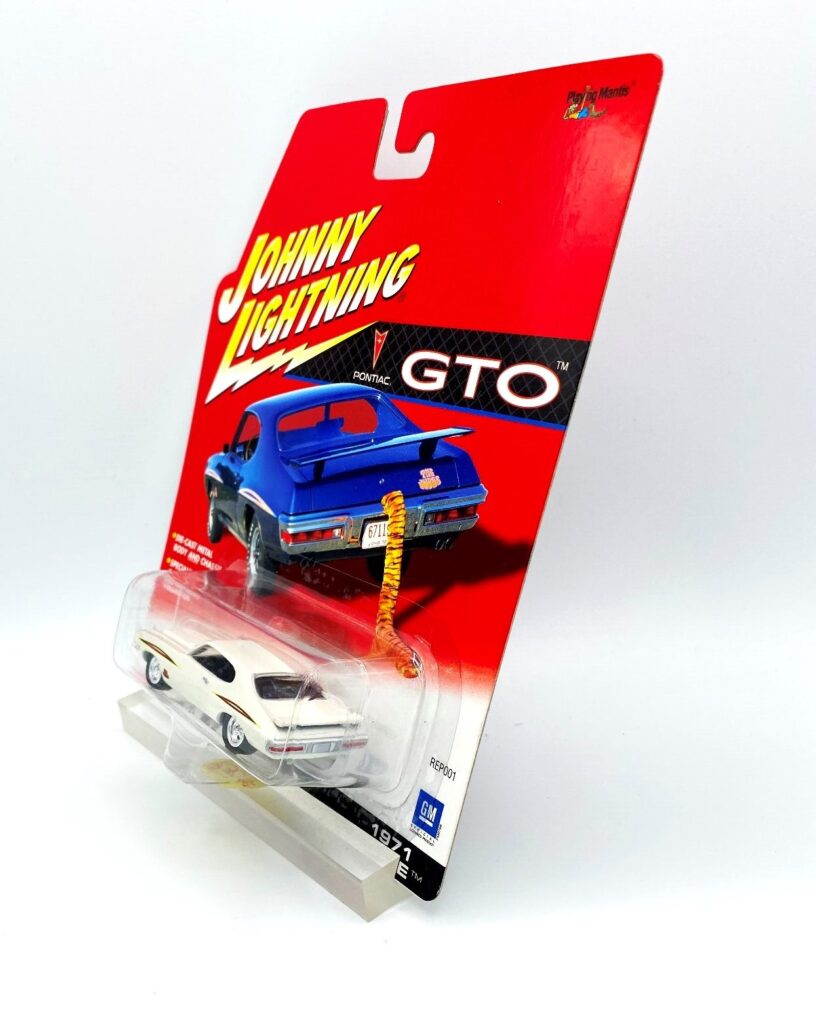 JL Pontiac GTO Series 1971 Judge GTO (Cream White w/The Judge Tampos ...