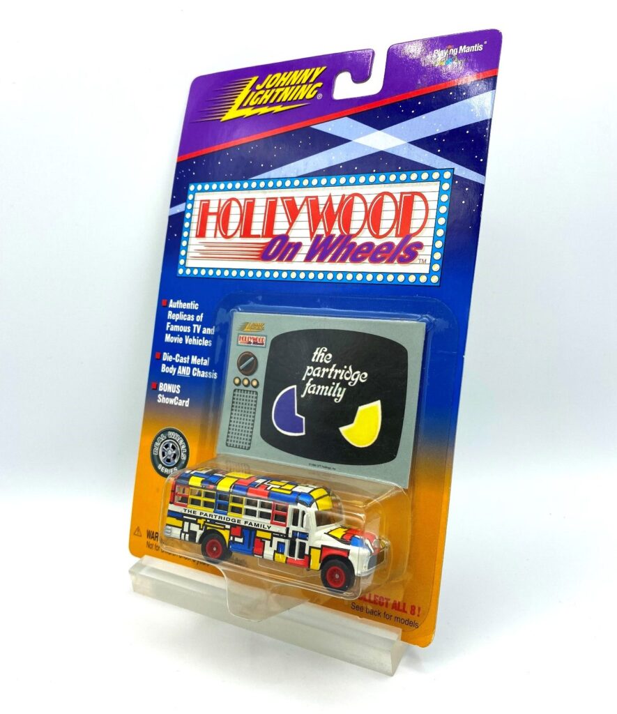 1998 JL Hollywood On Wheels The Partridge Family Bus Multi-Color