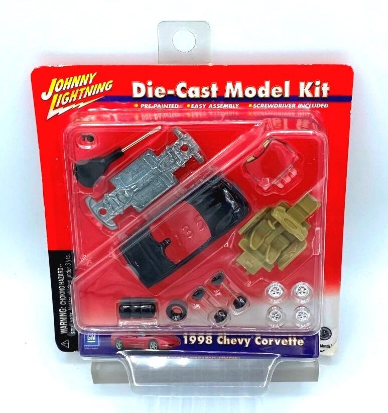 Die Cast Model Kit Authentic Replicas Vintage 1998 Chevy Corvette Die Cast Model Kit Authentic Replicas Vintage 1998 Chevy Corvette