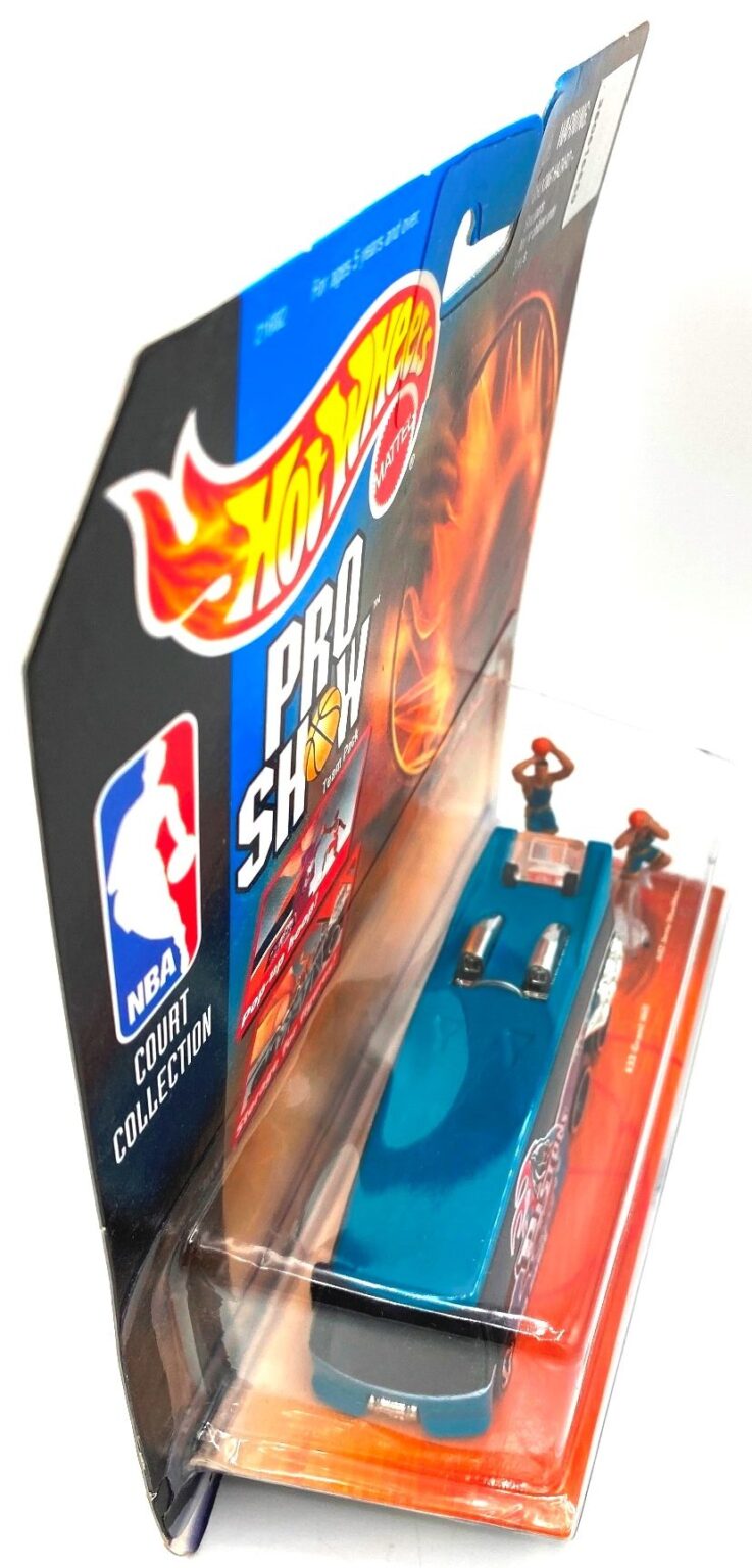 Hotwheels (Pro Show Team Pack) Detroit Pistons NBA Court Collection ...