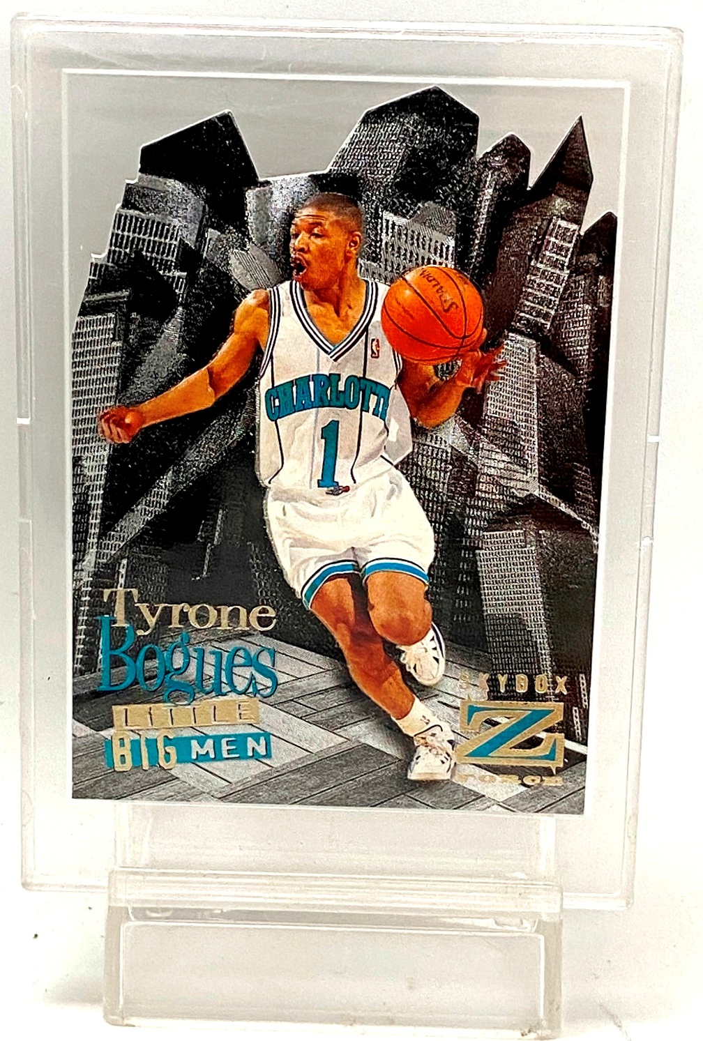 1997 Skybox Z-Force Tyrone Bogues Little Big Men Die-Cut Card #3